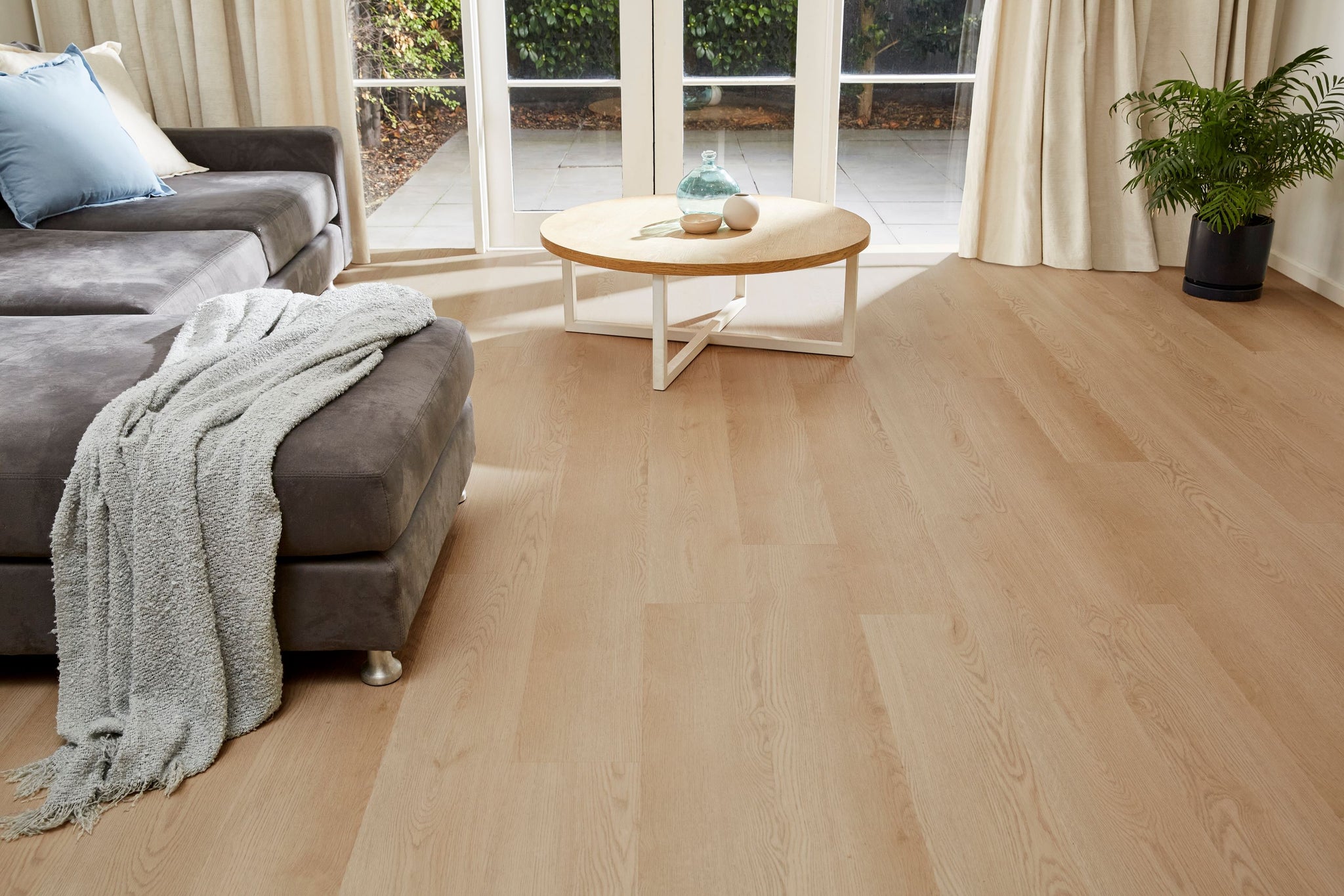Kingswood™ Select Oak Flooring - Armstrong Flooring